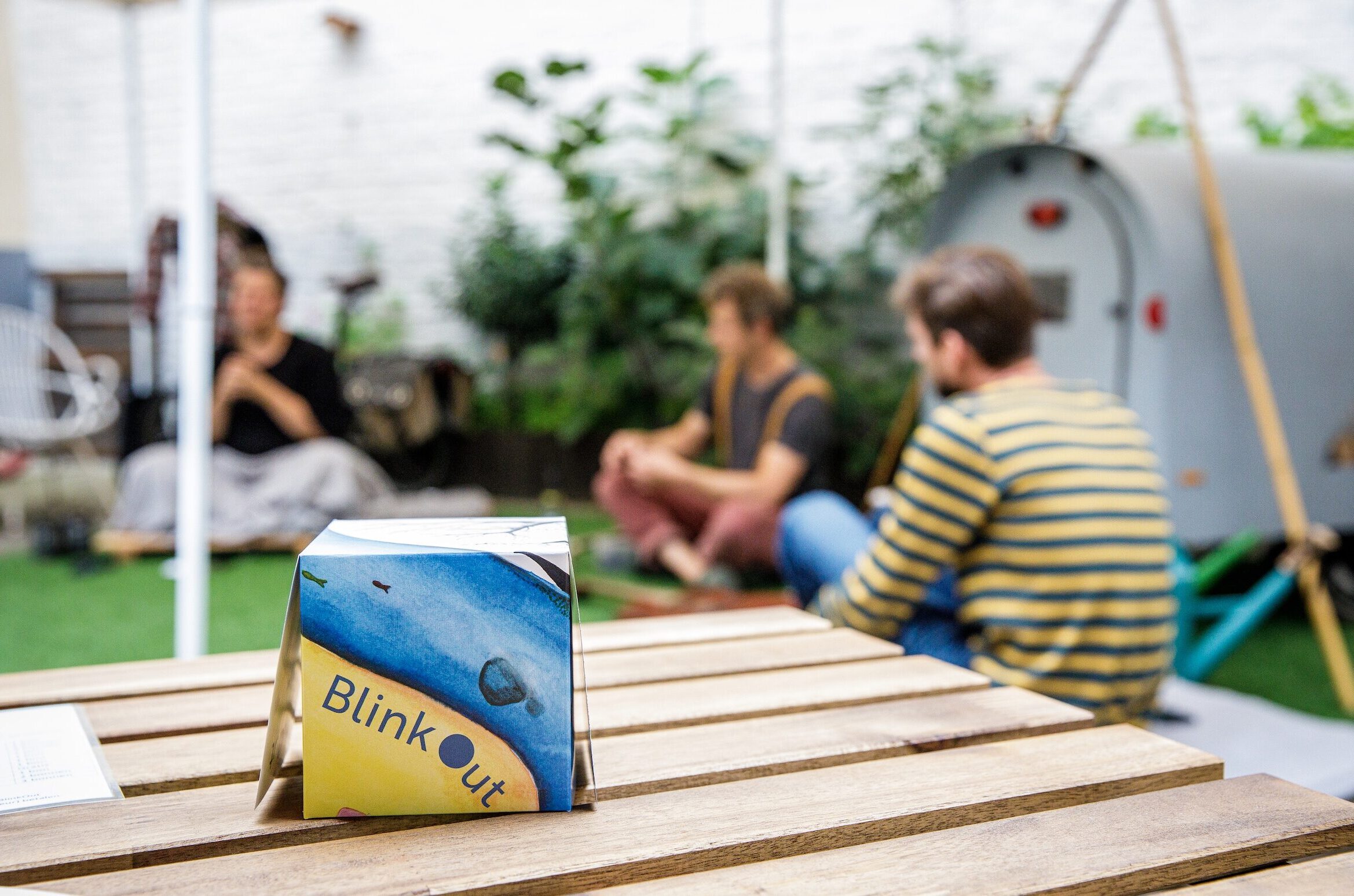 BlinkOut | Want iedereen straalt van binnen